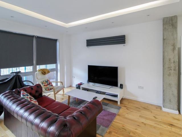 Wick Lane, London E3, 2 bed flat to rent, £2,450 pcm | PrimeLocation
