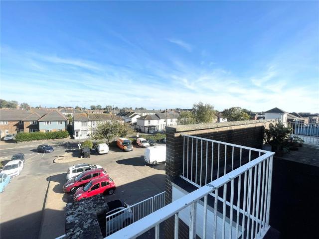 Wick Parade, Wick, Littlehampton, West Sussex BN17, 1 bed flat to rent, £950 pcm | PrimeLocation