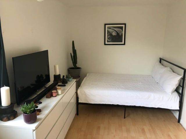 Wick Road, London E9, Room to rent, £985 pcm | PrimeLocation