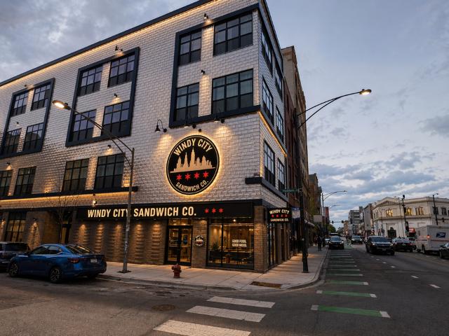 Wicker Park Place Studio Apartment for Rent at 1504 W Haddon Ave, Chicago, IL 60642 West Town