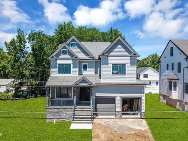 Wicker Pl, Morganville, Home For Sale
