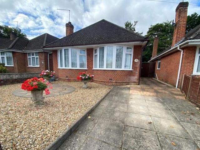 Wicket Road, Kinson, 3 Bedroom Bungalow