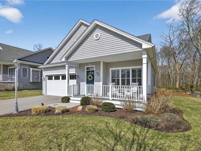 Wickford Ct, North Kingstown, Condo For Sale