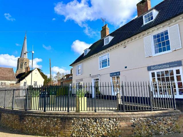 Wickham Market 6 bed detached house to rent £2,750 pcm £635 pw