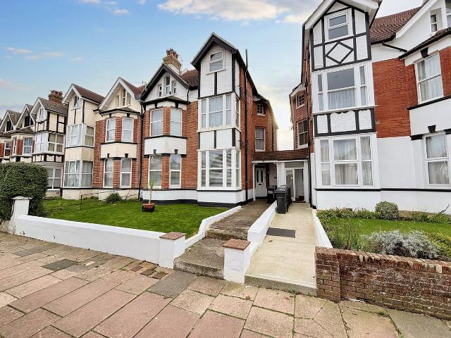 Wickham Avenue, Bexhill On Sea TN39, 2 bed flat to rent, £1,200 pcm | PrimeLocation