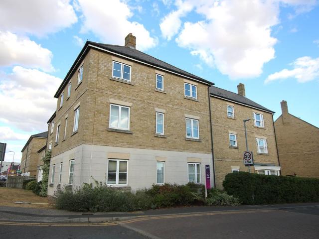 Wickham Crescent, Braintree CM7, 1 bed flat to rent, £1,000 pcm | PrimeLocation