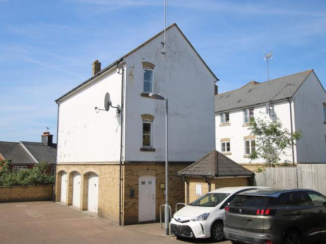 Wickham Crescent, Braintree CM7, 1 bed flat to rent, £1,100 pcm | PrimeLocation