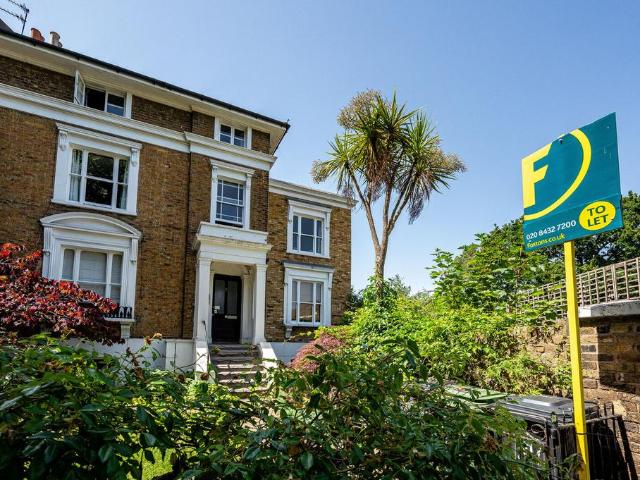 Wickham Road, Brockley, London, SE4 1 bed flat to rent £2,000 pcm £462 pw