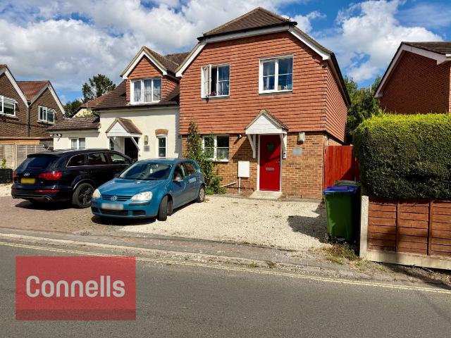 Wickhurst Lane, Horsham RH12, 3 bed property to rent, £1,750 pcm | PrimeLocation