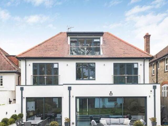 Wickliffe Avenue, London, 6 Bedroom Detached
