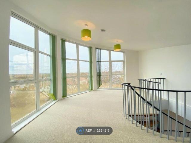 Wicks Place, Chelmsford CM1, 2 bed flat to rent, £1,850 pcm | PrimeLocation