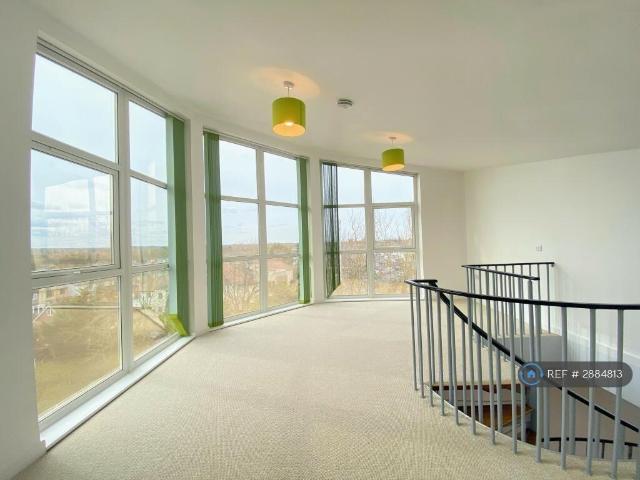 Wicks Place, Chelmsford, CM1 2 bed penthouse to rent £1,850 pcm £427 pw