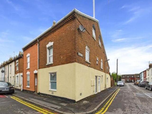 Widden Street, Gloucester, 2 Bedroom End