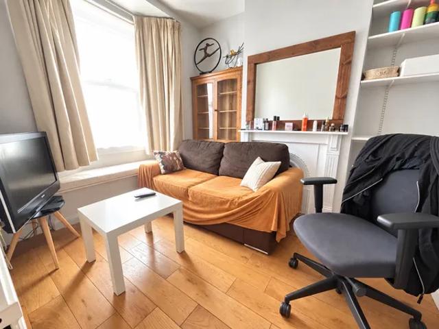 Widdin Street, London, E15, Property for rent