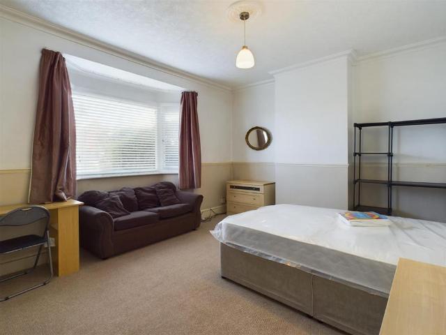 Widdicombe Way, Brighton 6 bed terraced house to rent £3,400 pcm £785 pw
