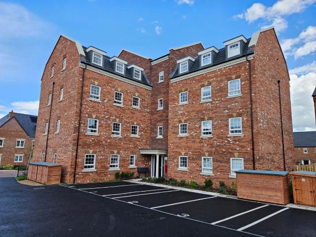 Widdowson Way, Kettering NN15, 2 bed flat to rent, £1,200 pcm | PrimeLocation