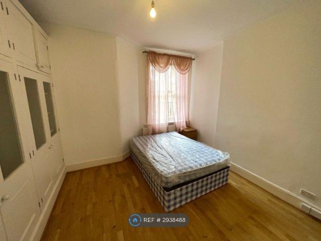 Widley Road, Westminster W9, 2 bed flat to rent, £2,650 pcm | PrimeLocation