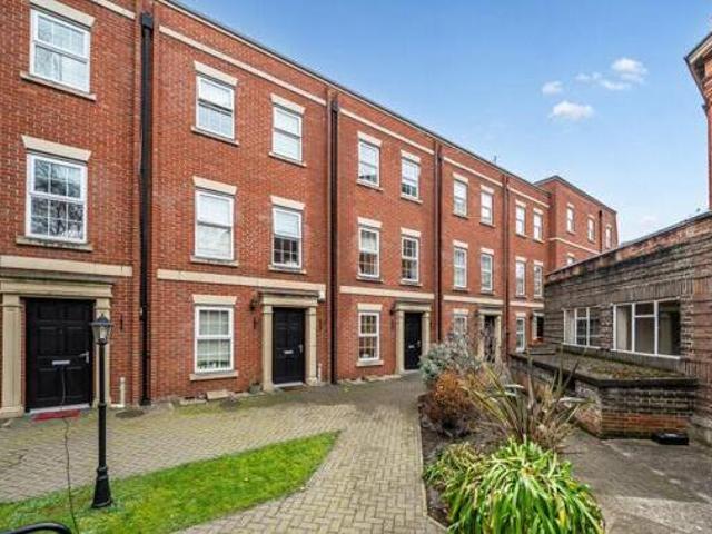 Widmore Road, Bromley, 4 Bedroom House