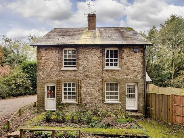 Wierton Corner Cottages, Wierton Hill, Boughton Monchelsea ME17, 3 bed terraced house to rent, £1,695 pcm | PrimeLocation