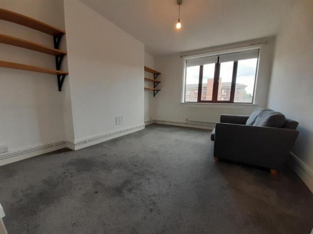 Wigan House, Warwick Grove, Clapton, E5 1 bed flat to rent £1,690 pcm £390 pw