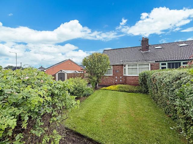 Wigan Road, Bolton BL3, 2 bed semi detached bungalow to rent, £1,200 pcm | PrimeLocation
