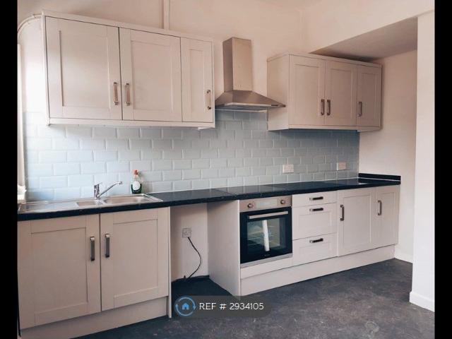 Wigan Road, Leigh WN7, 2 bed terraced house to rent, £825 pcm | PrimeLocation
