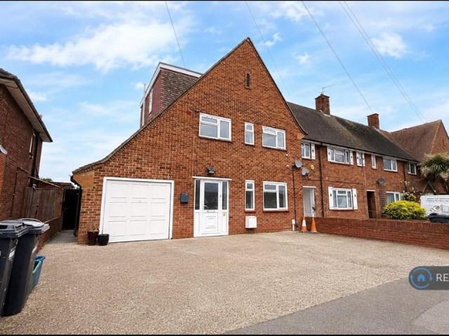 Wigley Road, Feltham, TW13 7 bed semi detached house to rent £5,000 pcm £1,154 pw