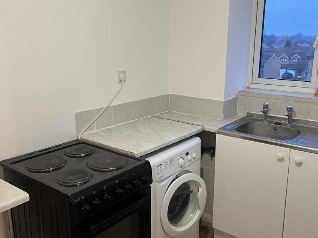 Wigston Close, London N18 1 bed flat to rent £1,425 pcm £329 pw