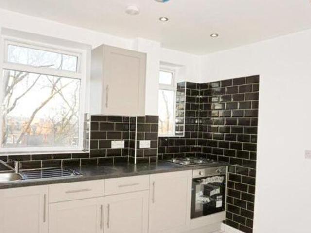 Wilton Court, Wilton Road, 2 Bedroom Flat