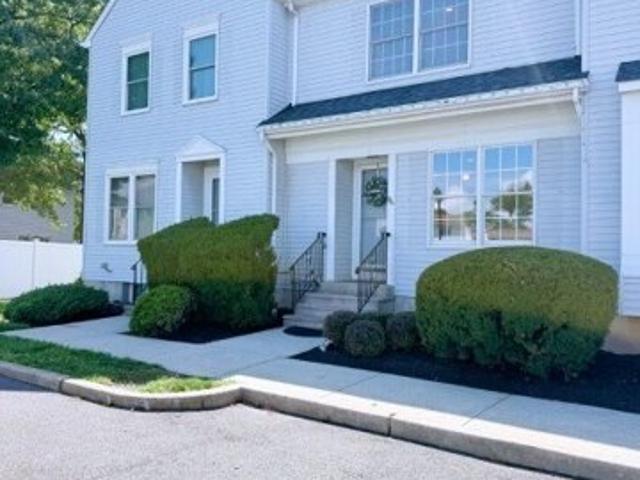 Wilton Ave, Middlesex, Condo For Sale