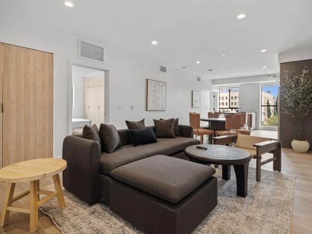 Wilton by Category 1 Bedroom Apartment for Rent at 726 S Wilton Pl, Los Angeles, CA 90005 Greater Wilshire