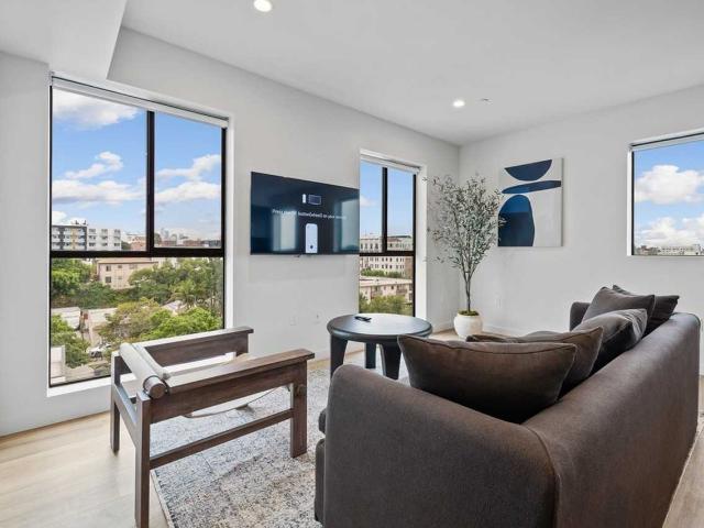 Wilton by Category 1 Bedroom Apartment for Rent at 726 S Wilton Pl, Los Angeles, CA 90005 Greater Wilshire