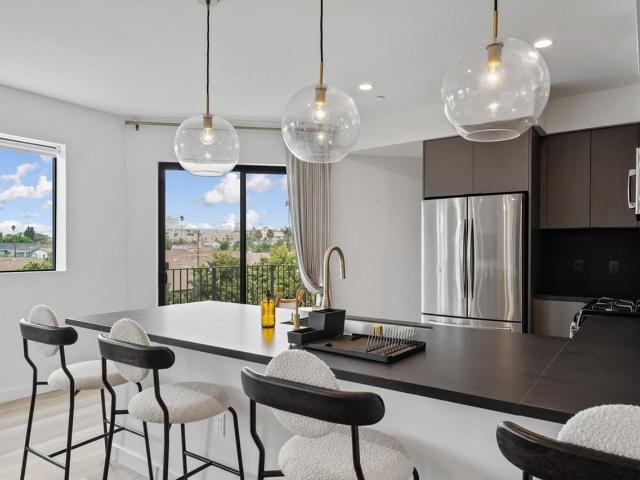 Wilton by Category 1 Bedroom Apartment for Rent at 726 S Wilton Pl, Los Angeles, CA 90005 Greater Wilshire