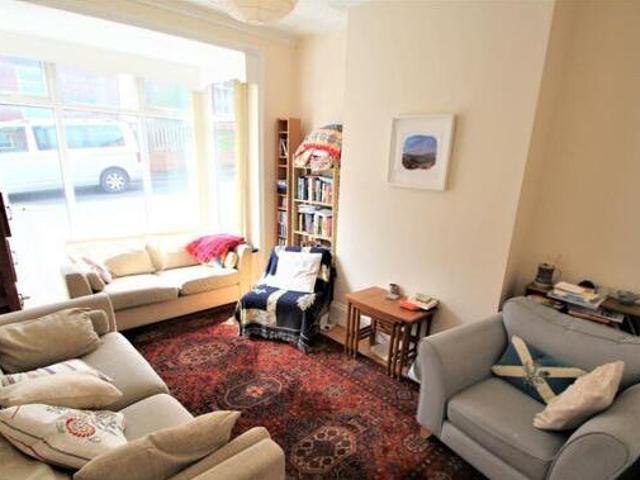 Wilton Grove, Meanwood, 4 Bedroom Terraced