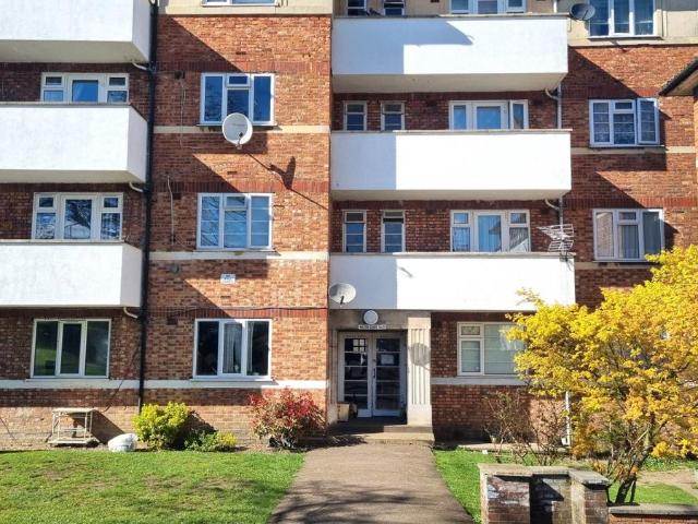 Wilton Road, London N10, 2 bed flat to rent, £1,750 pcm | PrimeLocation