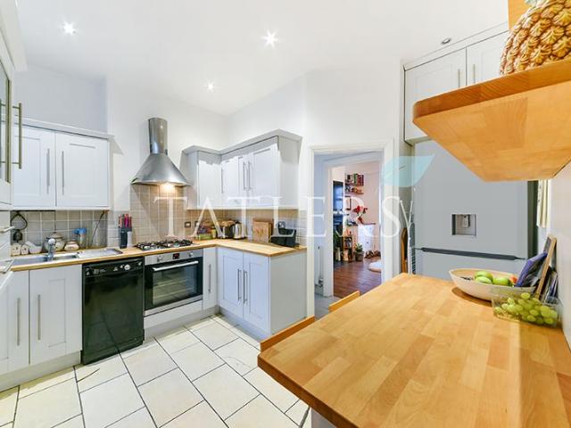 Wilton Road, Muswell Hill N10, 2 bed flat to rent, £2,250 pcm | PrimeLocation