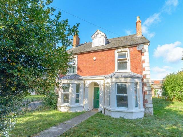 Wilton Road, Salisbury SP2, Room to rent, £600 pcm | PrimeLocation