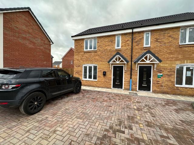 Wiltshire Drive, Bradwell, Great Yarmouth NR31, 3 bed property to rent, £1,250 pcm | PrimeLocation