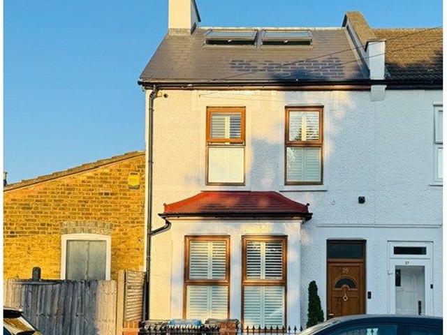 Wiltshire Road, Thornton Heath CR7, 3 bed end terrace house to rent, £2,500 pcm | PrimeLocation