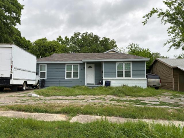 Wilbarger St