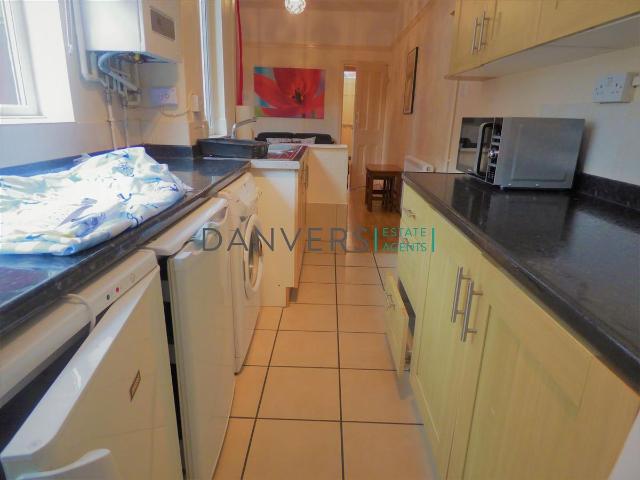 Wilberforce Road, Leicester LE3, 4 bed terraced house to rent, £1,300 pcm | PrimeLocation