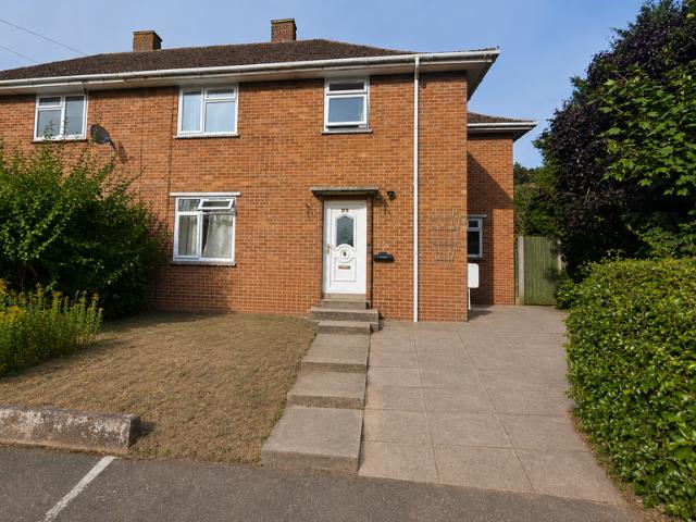 Wilberforce Road 8 bed terraced house to rent £3,416 pcm £788 pw