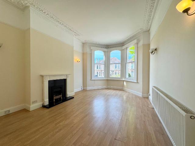 Wilbury Avenue, Hove BN3, 1 bed flat to rent, £1,400 pcm | PrimeLocation