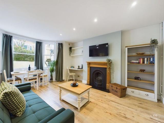 Wilbury Road, Hove BN3, 1 bed flat to rent, £1,350 pcm | PrimeLocation