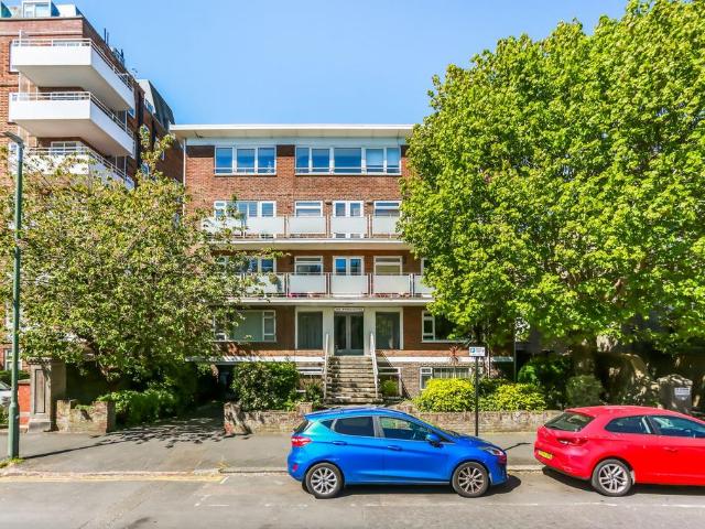 Wilbury Road, Hove, BN3 2 bed flat to rent £1,650 pcm £381 pw
