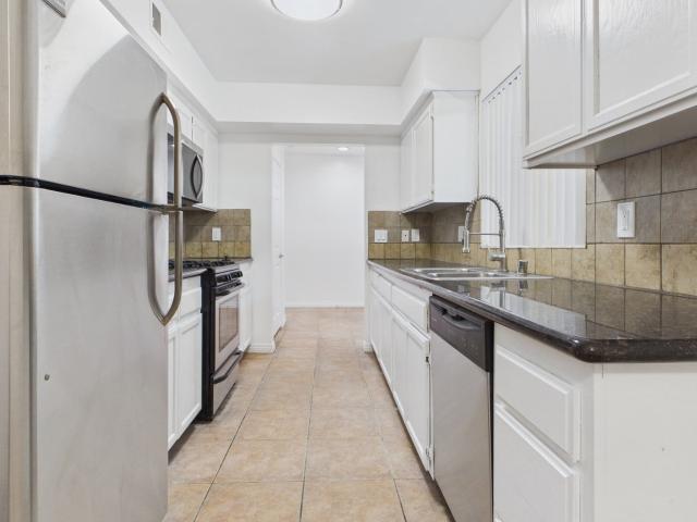 Wilcox Luxury Apartments