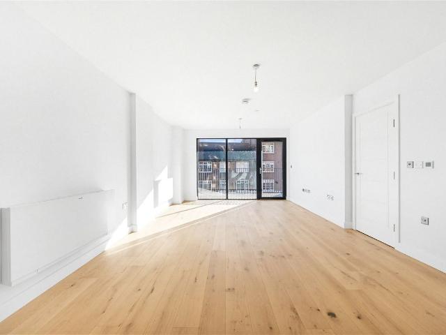 Wilcox Road, London SW8, 2 bed flat to rent, £3,370 pcm | PrimeLocation