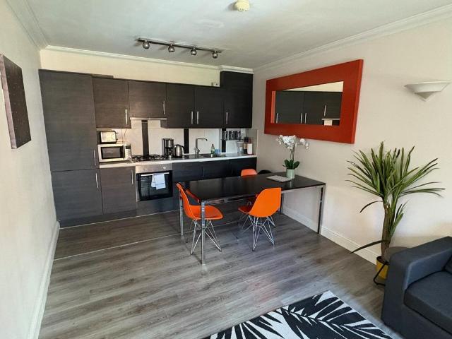 Wilcox Road, Nine Elms SW8 SW8 1 bed flat to rent £1,850 pcm £427 pw