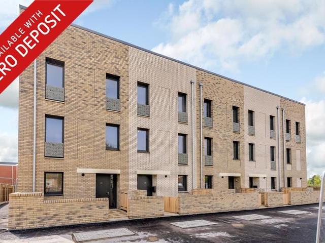 Wild Apple Close, Rayne Park, Norwich NR5, 4 bed property to rent, £1,700 pcm | PrimeLocation