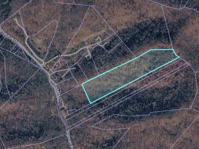 Wild Cherry Ln, Charleston, WV 25320